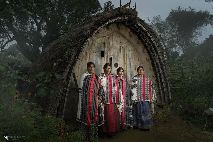 The Remote Toda Tribe Of The Nilgiris In Stunning Photos - Homegrown
